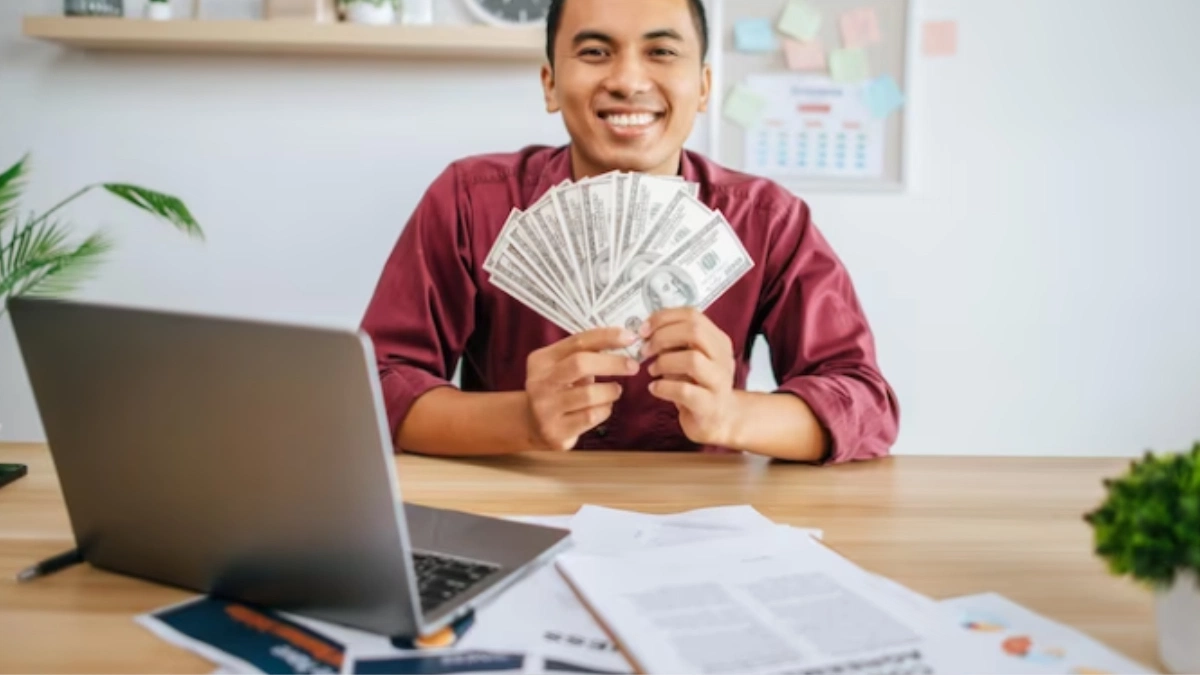 +36 Ideas de cómo ganar dinero por internet 2024